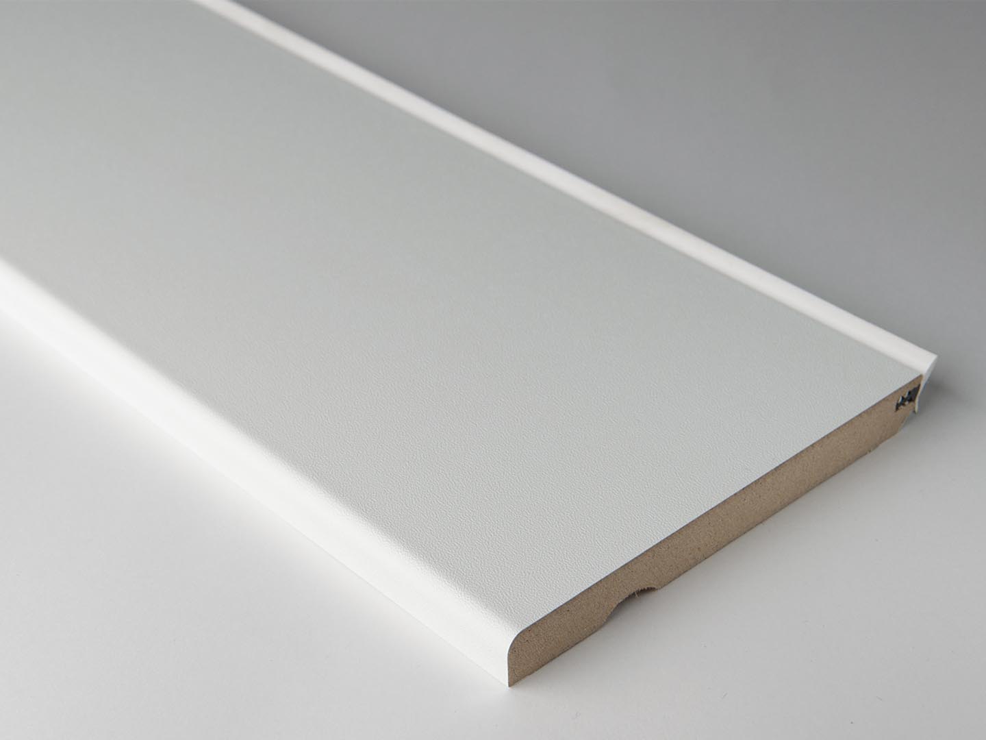 Rodapié Medio con goma - Cermotec